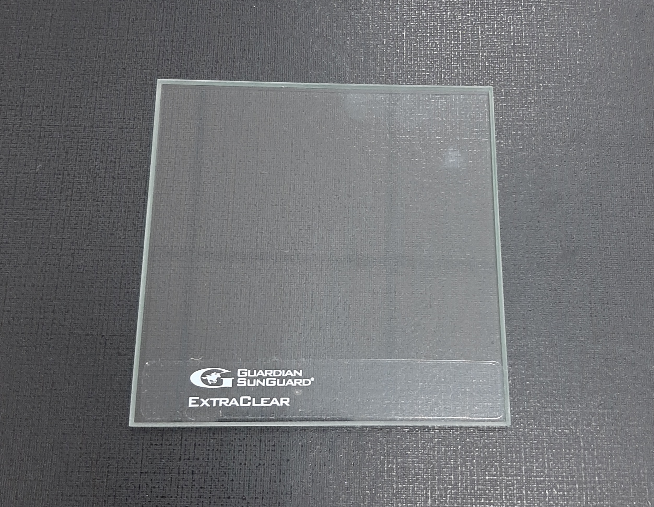 Фотографии стекла AGC и Larta